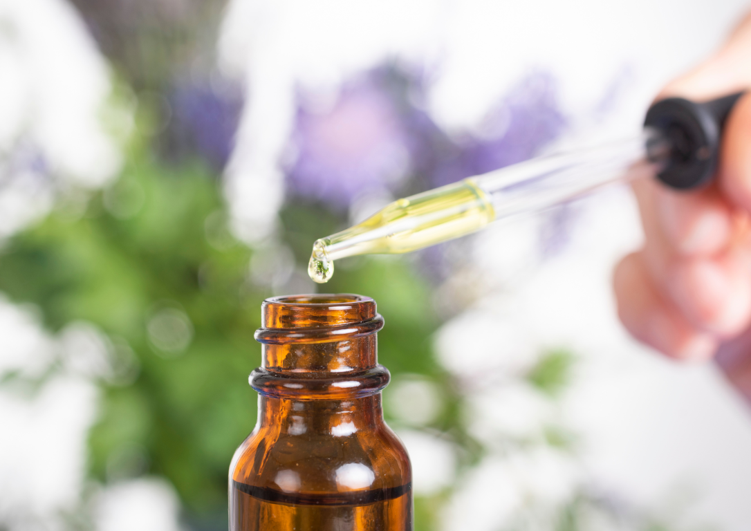Complete Guide to Amyris Essential Oil | Volant