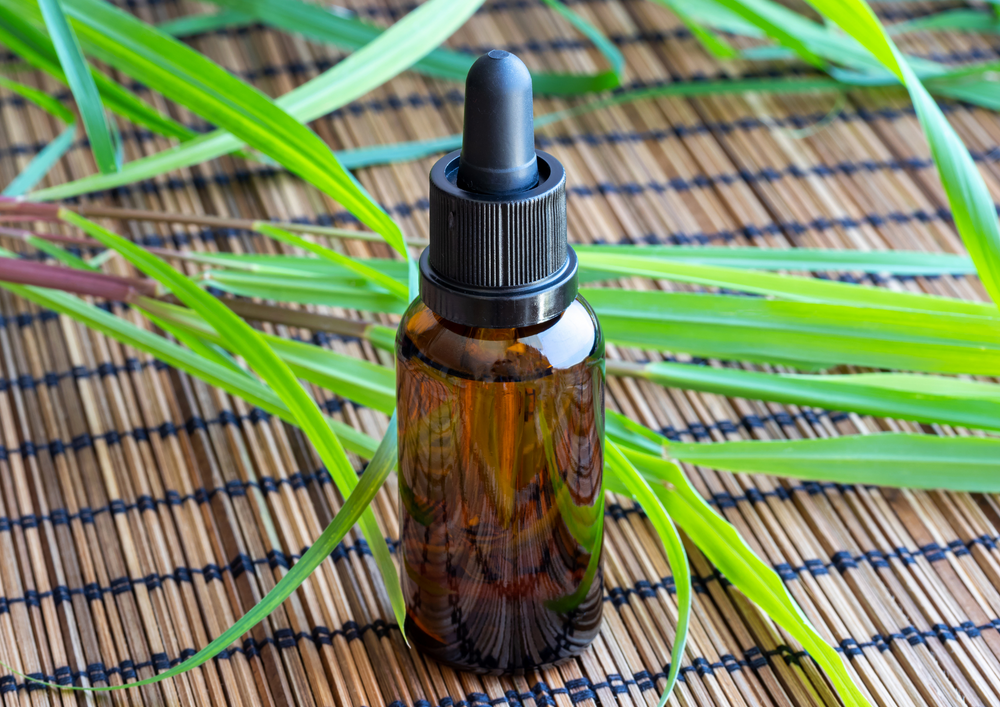 Complete Guide to Palmarosa Essential Oil | Volant