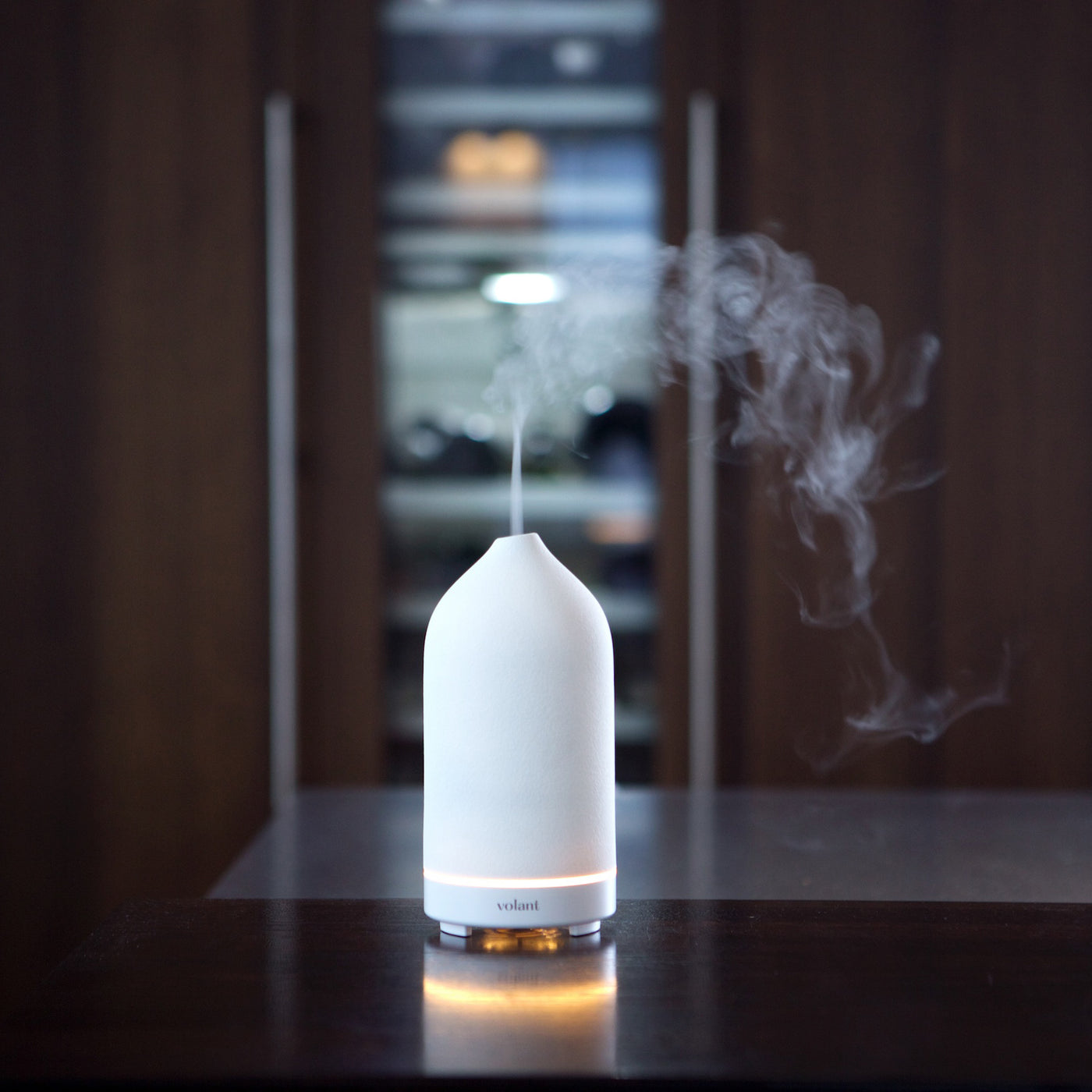 White Essential Oil Diffuser for Aromatherapy | volant